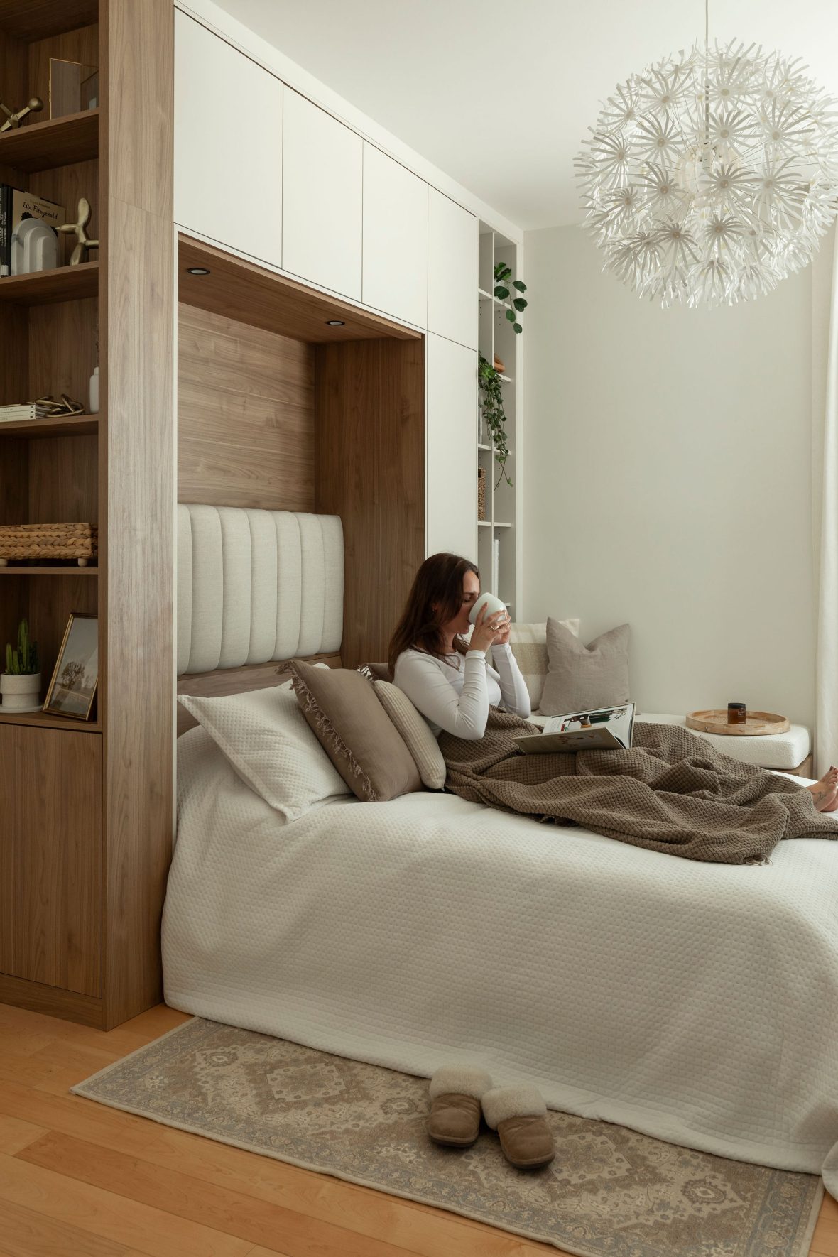 Limuro: Murphy bed, storage and space optimization